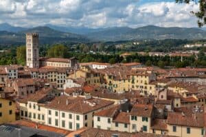 First Timer’s Guide to Lucca Italy in 1-3 Days | Jet Set and Forget